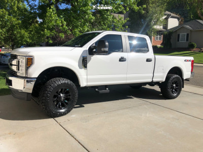 2019 Ford F-350 Super Duty Wheel Offset Aggressive > 1" Outside Fender ...