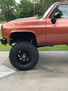 1986 Chevrolet K30 Wheel Offset Aggressive > 1" Outside Fender Suspension Lift 9" | 1138646 ...