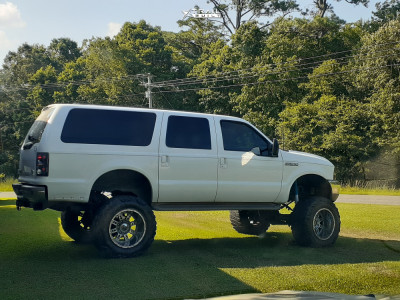 2000 Ford Excursion Wheel Offset Hella Stance >5" Suspension Lift 7.5 ...