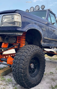 1995 Ford F-250 Wheel Offset Aggressive > 1" Outside Fender Lifted >12 ...