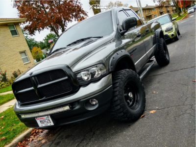 2005 Dodge Ram 1500 Wheel Offset Aggressive > 1" Outside Fender Stock ...