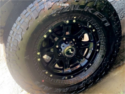 2002 Chevrolet Silverado 1500 Wheel Offset Aggressive > 1" Outside ...