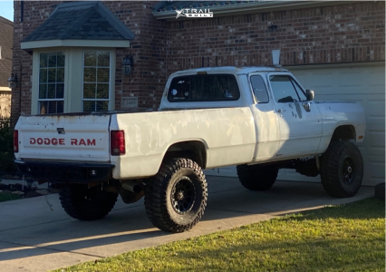 1993 Dodge W250 Wheel Offset Aggressive > 1" Outside Fender Suspension ...