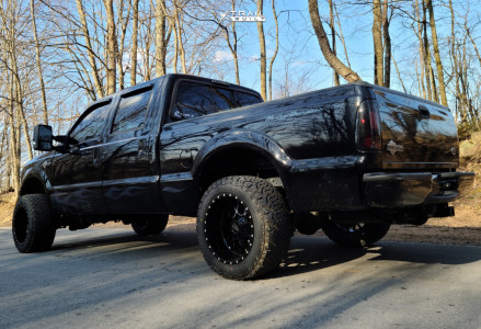 2006 Ford F-250 Super Duty Wheel Offset Aggressive > 1" Outside Fender ...