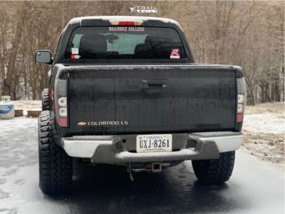 2005 Chevrolet Colorado Wheel Offset Aggressive > 1" Outside Fender ...