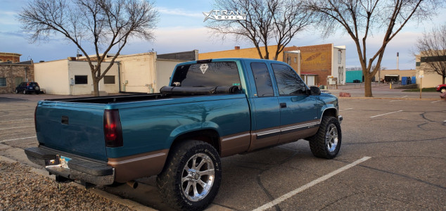 1998 Chevrolet K1500 Wheel Offset Aggressive > 1" Outside Fender ...