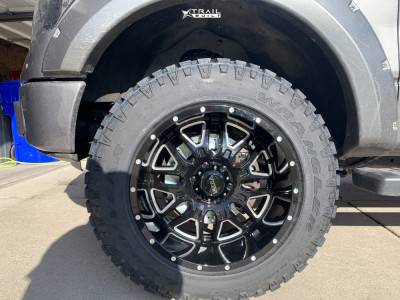 2013 Ford F-150 Wheel Offset Aggressive > 1" Outside Fender Leveling ...