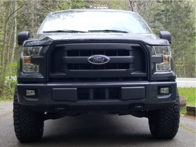 2016 Ford F-150 Wheel Offset Aggressive > 1" Outside Fender Leveling ...