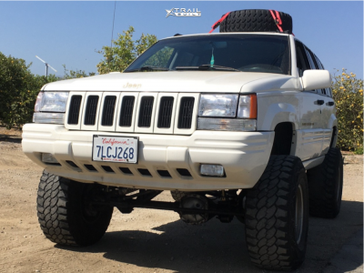 1997 Jeep Grand Cherokee Wheel Offset Aggressive > 1" Outside Fender ...