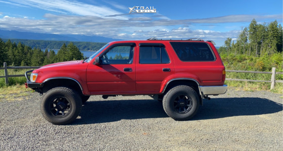 1995 Toyota 4Runner Wheel Offset Slightly Aggressive Suspension Lift 3. ...