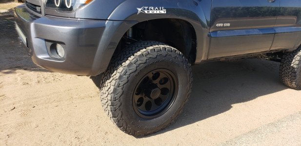 2006 Toyota 4Runner Wheel Offset Aggressive > 1" Outside Fender ...