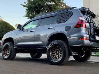 2018 Lexus GX460 Wheel Offset Aggressive > 1" Outside Fender Suspension ...