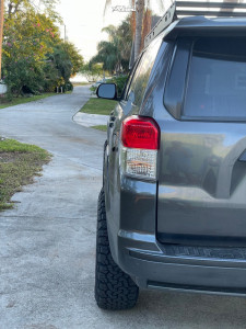 2011 Toyota 4Runner Wheel Offset Aggressive > 1" Outside Fender ...