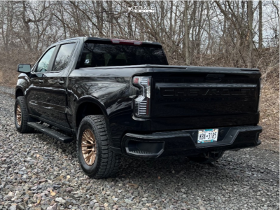 2019 Chevrolet Silverado 1500 Wheel Offset Aggressive > 1" Outside ...