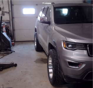 2020 Jeep Grand Cherokee Wheel Offset Aggressive > 1" Outside Fender ...
