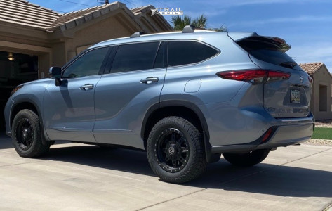 2020 Toyota Highlander Wheel Offset Aggressive > 1" Outside Fender ...