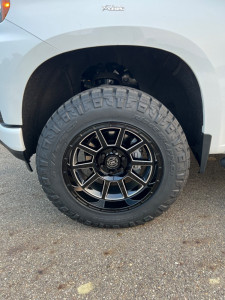 2022 Chevrolet Silverado 1500 LTD Wheel Offset Aggressive > 1" Outside ...