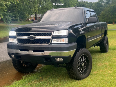 2005 Chevrolet Silverado 2500 HD Wheel Offset Aggressive > 1" Outside ...