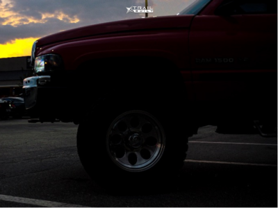 2000 Dodge Ram 1500 Wheel Offset Aggressive > 1" Outside Fender ...