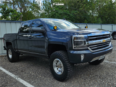 2017 Chevrolet Silverado 1500 Wheel Offset Aggressive > 1" Outside ...