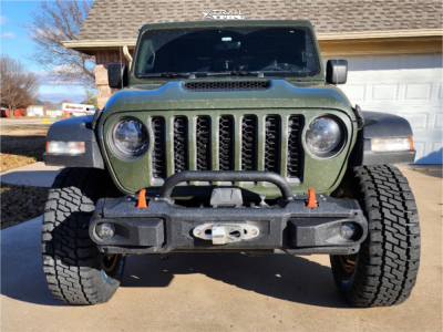 2022 Jeep Gladiator Wheel Offset Slightly Aggressive Leveling Kit ...