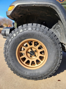 2022 Jeep Gladiator Wheel Offset Slightly Aggressive Leveling Kit ...
