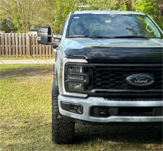 2024 Ford F-250 Super Duty Wheel Offset Aggressive > 1" Outside Fender ...