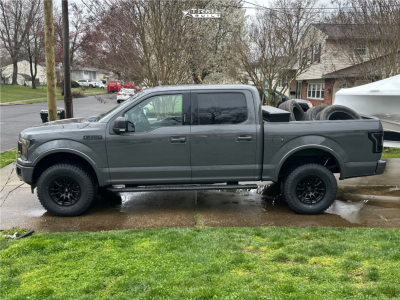 2020 Ford F-150 Wheel Offset Aggressive > 1" Outside Fender Leveling ...