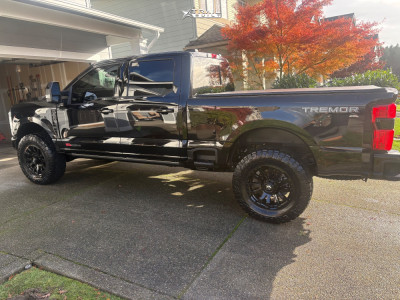 2025 Ford F-350 Super Duty Wheel Offset Slightly Aggressive Stock ...