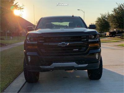 2016 Chevrolet Silverado 1500 Wheel Offset Aggressive > 1" Outside ...