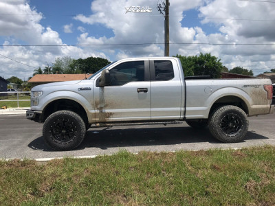 2017 Ford F-150 Wheel Offset Aggressive > 1" Outside Fender Suspension ...
