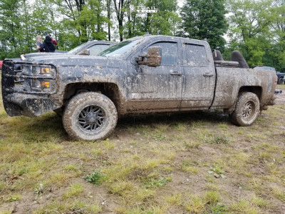 2015 Chevrolet Silverado 1500 Wheel Offset Slightly Aggressive Leveling ...
