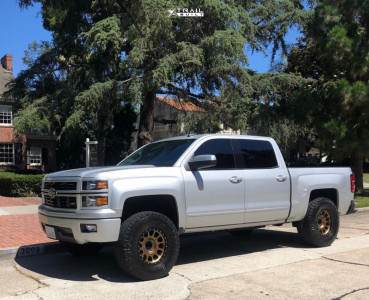 2015 Chevrolet Silverado 1500 Wheel Offset Aggressive > 1" Outside ...