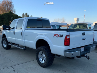 2015 Ford F-250 Super Duty Wheel Offset Aggressive > 1" Outside Fender ...