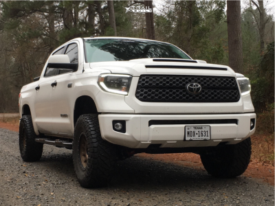 2019 Toyota Tundra Wheel Offset Aggressive > 1" Outside Fender ...