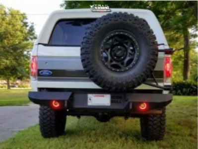1995 Ford Bronco Wheel Offset Aggressive > 1" Outside Fender Suspension ...