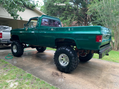 1977 Chevrolet K10 Pickup Wheel Offset Aggressive > 1" Outside Fender ...