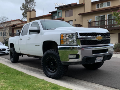 2014 Chevrolet Silverado 2500 HD Wheel Offset Aggressive > 1" Outside ...