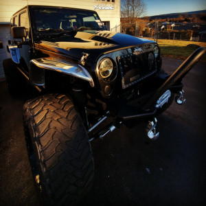 2008 Jeep Wrangler Wheel Offset Aggressive > 1" Outside Fender ...