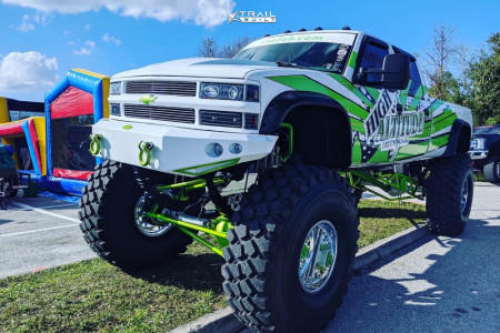 1996 Chevrolet C3500 Wheel Offset Aggressive > 1" Outside Fender Lifted ...
