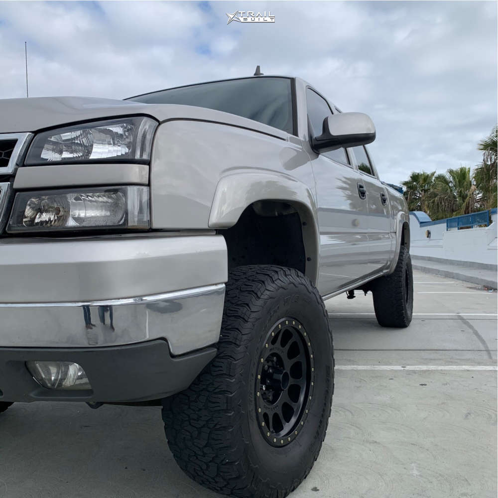 2006 Chevrolet Silverado 1500 HD Wheel Offset Aggressive > 1" Outside ...
