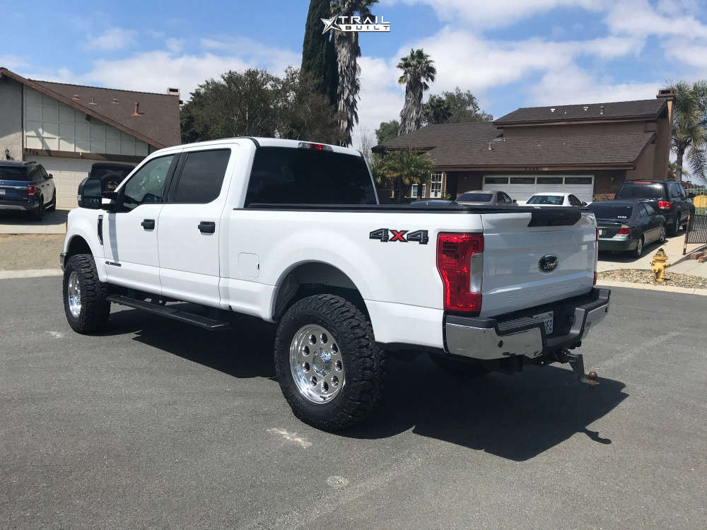 2017 Ford F-250 Super Duty Wheel Offset Slightly Aggressive Leveling ...