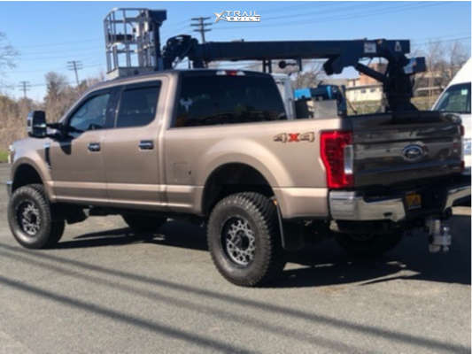 2018 Ford F-250 Super Duty Wheel Offset Slightly Aggressive Leveling ...