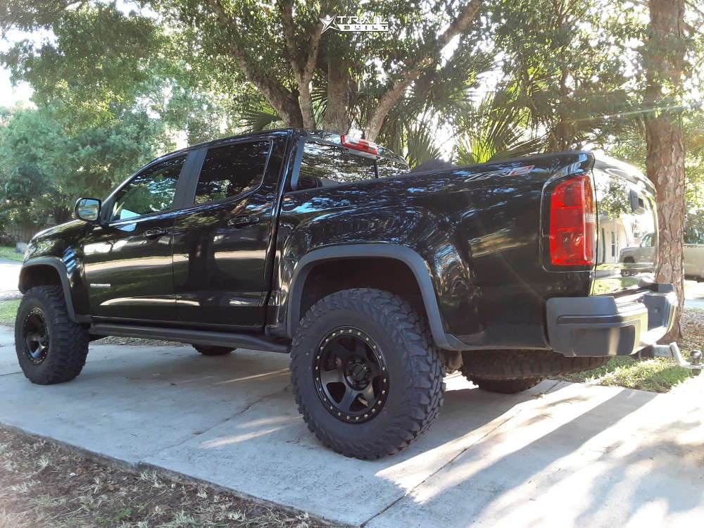 2017 Chevrolet Colorado Wheel Offset Aggressive > 1" Outside Fender ...