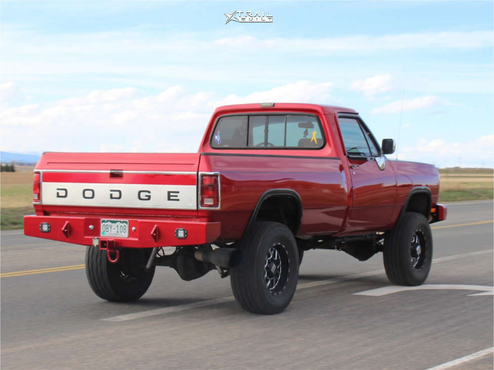 1991 Dodge W250 Wheel Offset Aggressive > 1" Outside Fender Stock ...