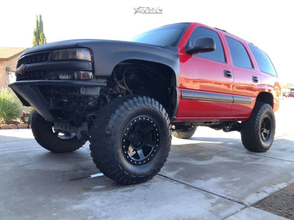 2001 Chevrolet Tahoe Wheel Offset Aggressive > 1" Outside Fender ...