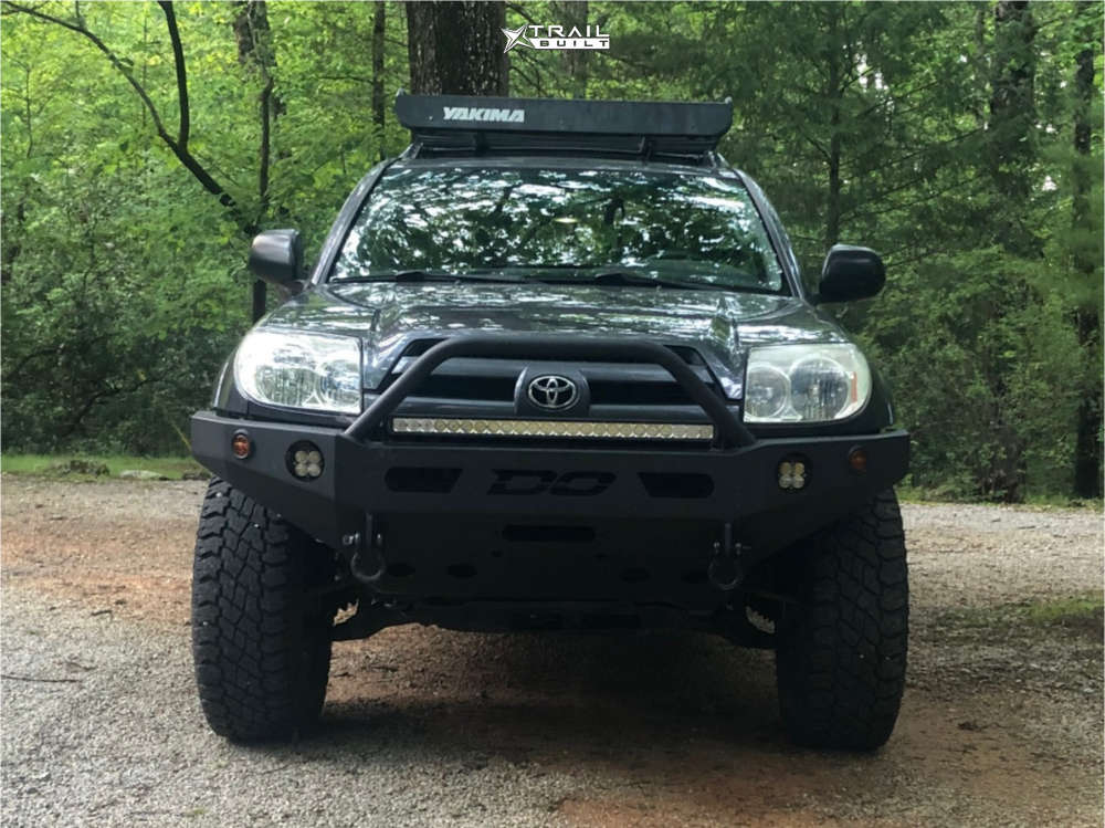 2004 Toyota 4Runner Wheel Offset Aggressive > 1" Outside Fender ...