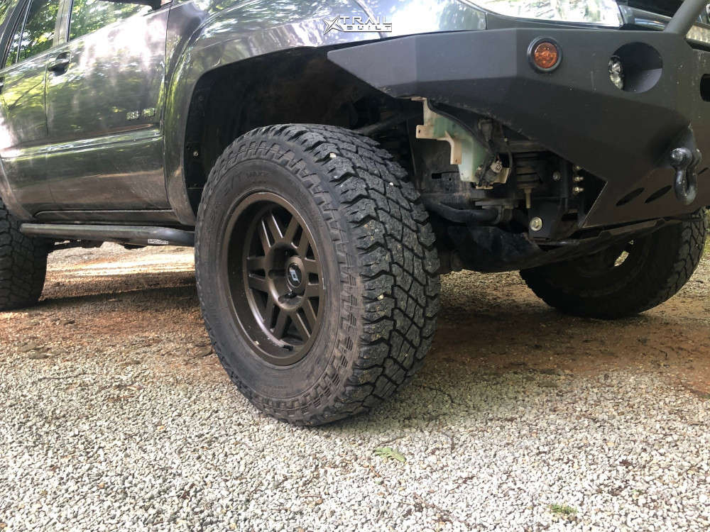 2004 Toyota 4Runner Wheel Offset Aggressive > 1" Outside Fender ...