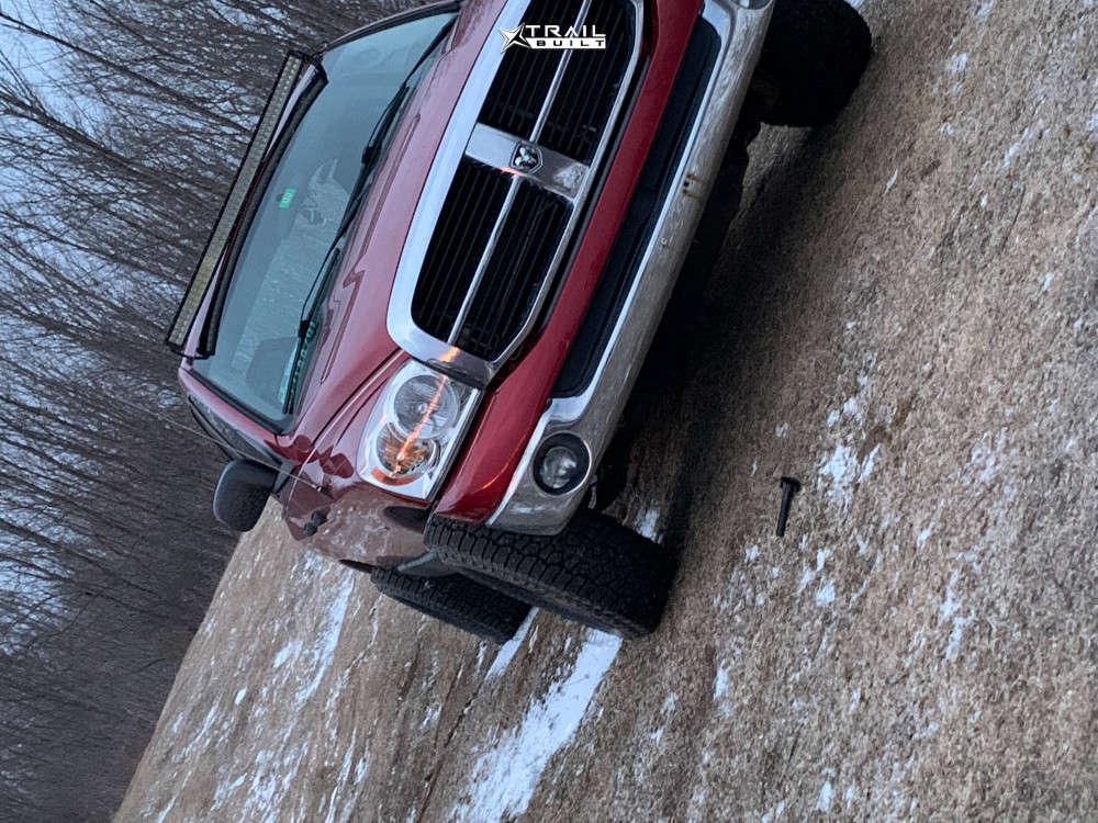 2007 Dodge Ram 1500 Wheel Offset Aggressive > 1" Outside Fender ...