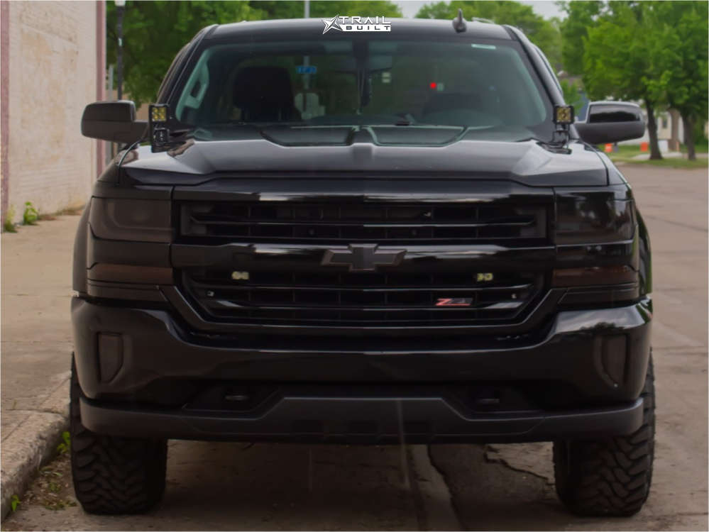 2018 Chevrolet Silverado 1500 Wheel Offset Aggressive > 1" Outside ...